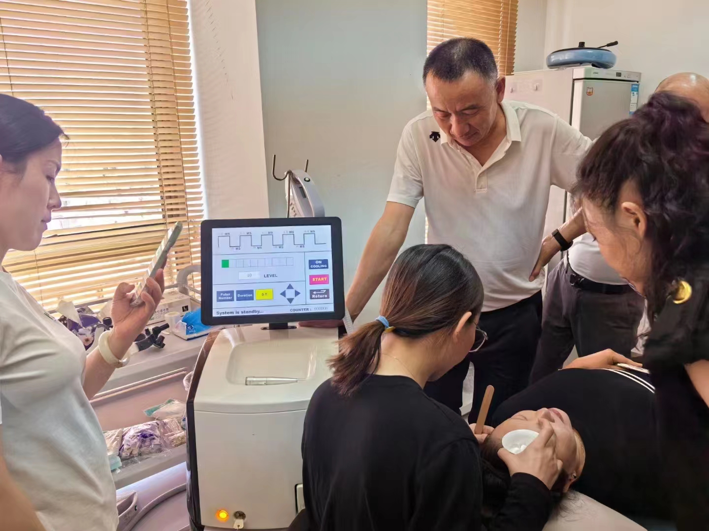 IPL Machine Beauty Technology Training Course | IPL (Intense Pulsed ...